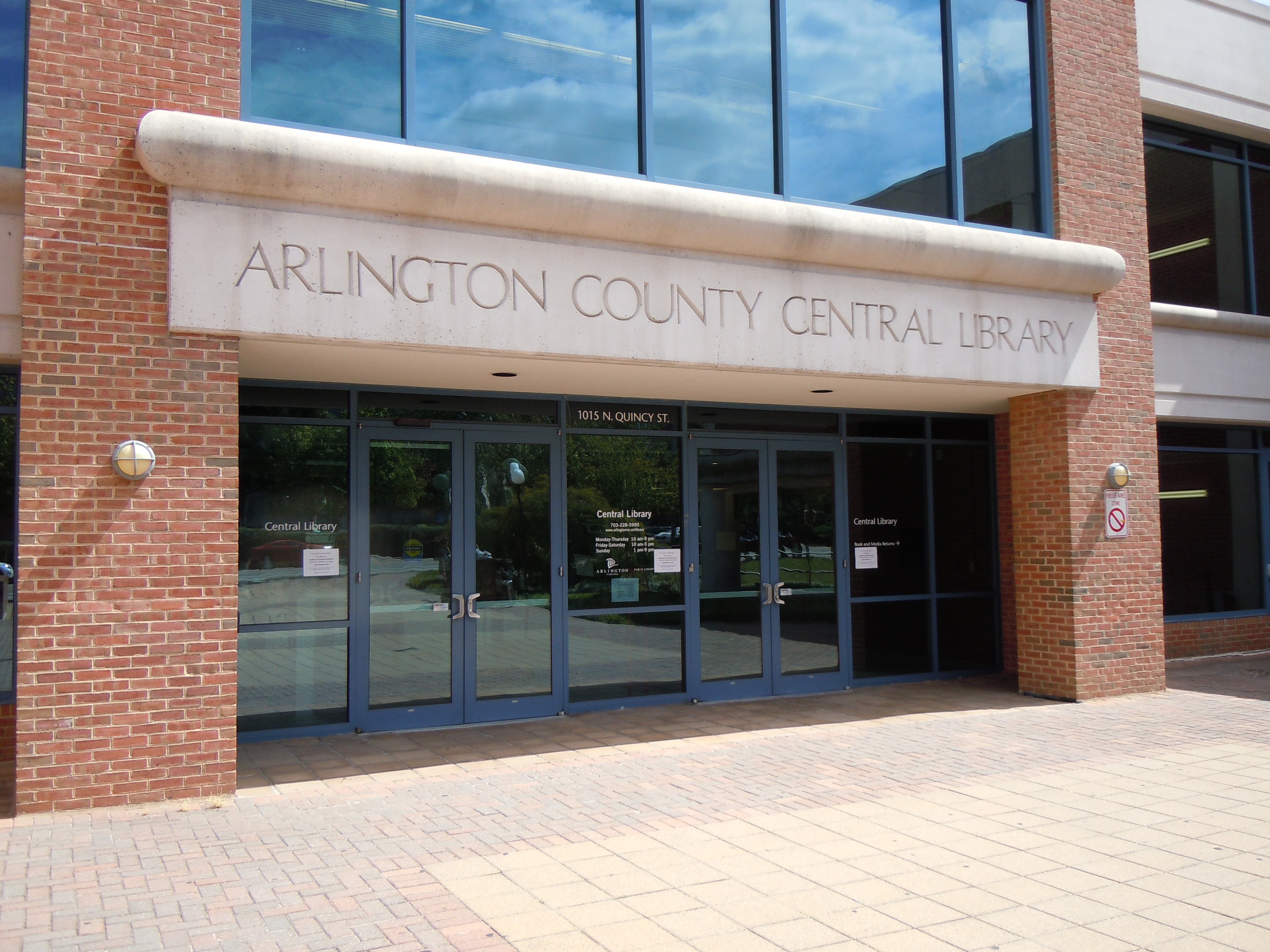 Dogs Help Kids with Reading Skills at Central Library | Arlington, VA Patch
