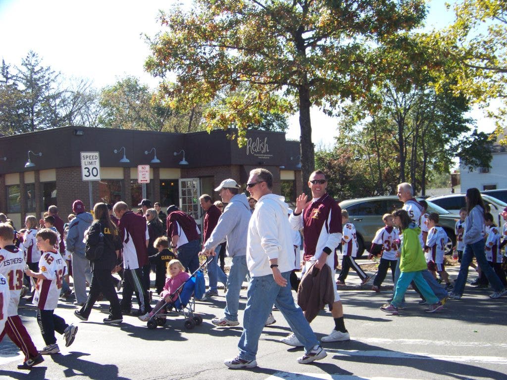 PHOTOS: Homecoming Parade and A Win For Kings Park | Kings Park, NY Patch