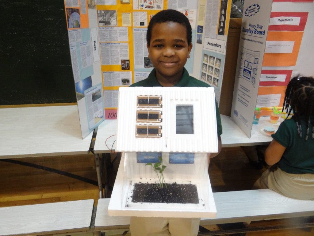 VIDEO: New Beginnings Charter School Holds Second Annual Science Fair ...