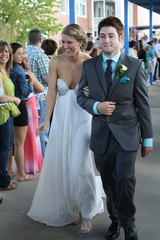Upload Your Grand March and Prom Pictures to Patch | Salem, NH Patch