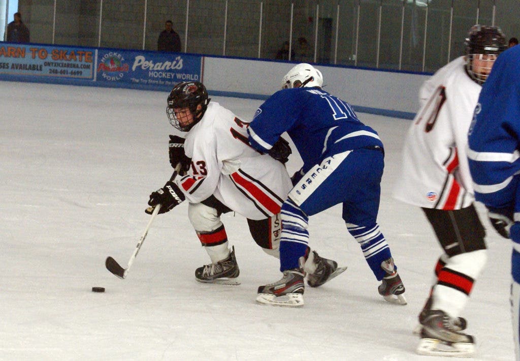 Troy Colts Hockey Team Dominates OAA-MAC Showcase | Troy, MI Patch