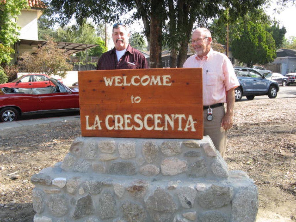 Welcome to La Crescenta Sign Completed | Montrose, CA Patch