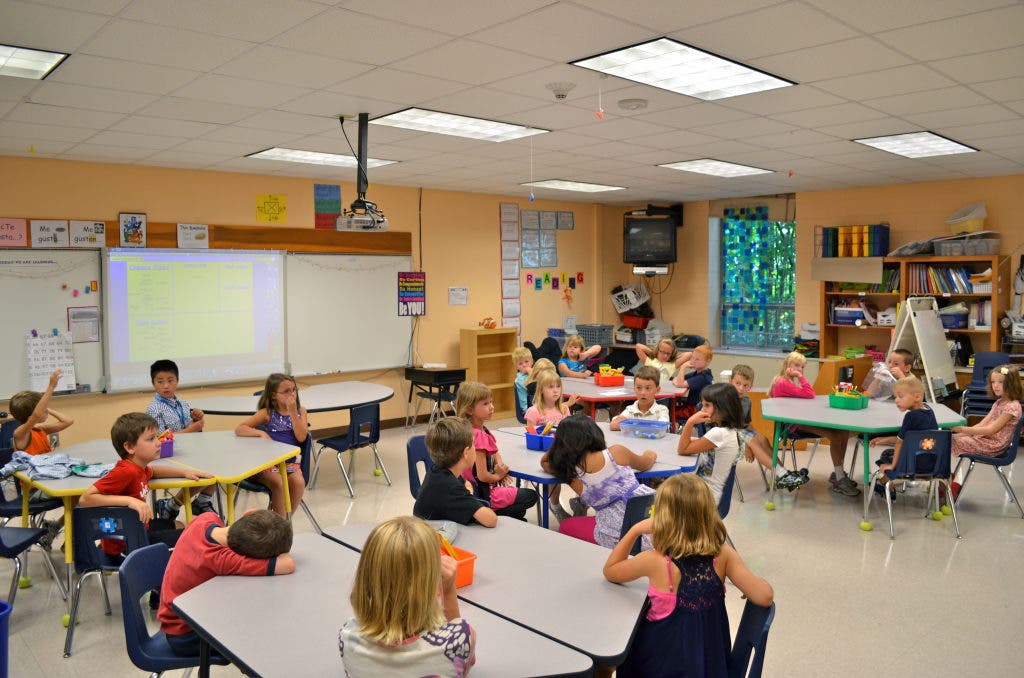 Photos: First day of School for Greendale Elementary Schools ...