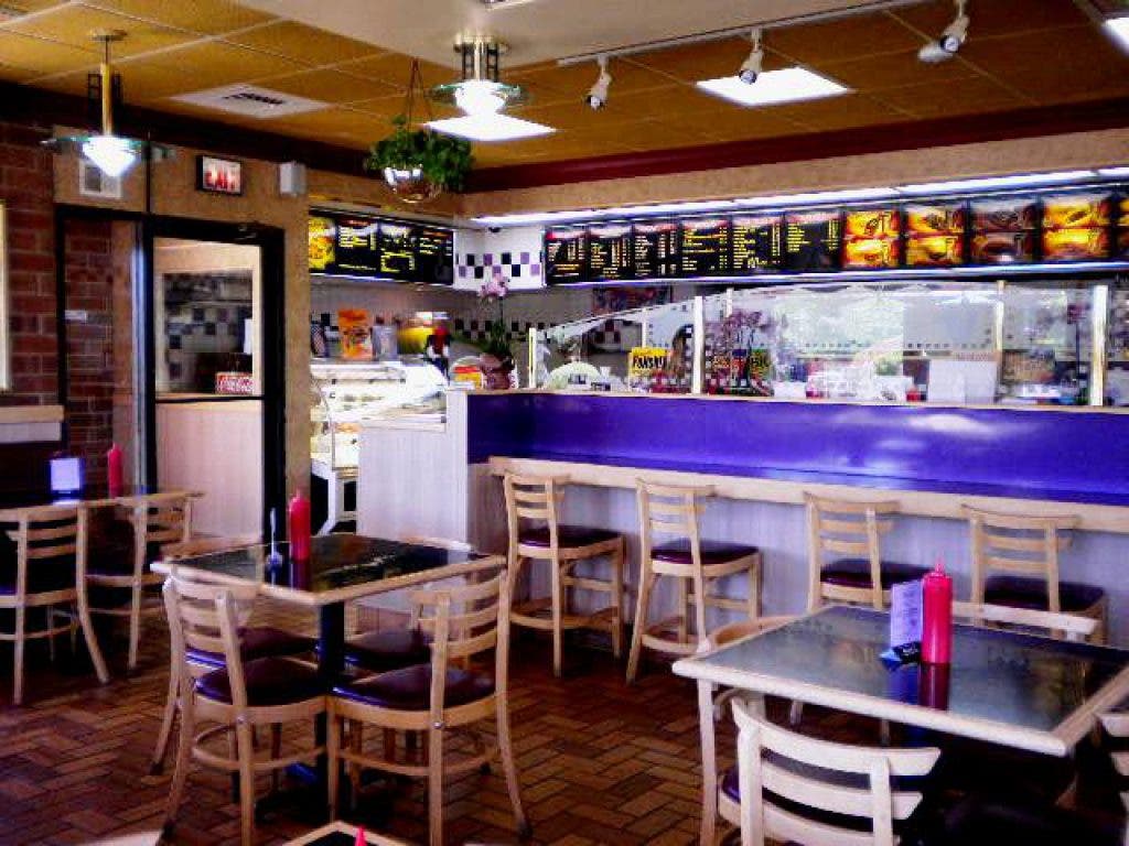Pamy's Hot Dogs celebrates 30 years in business | Darien, IL Patch