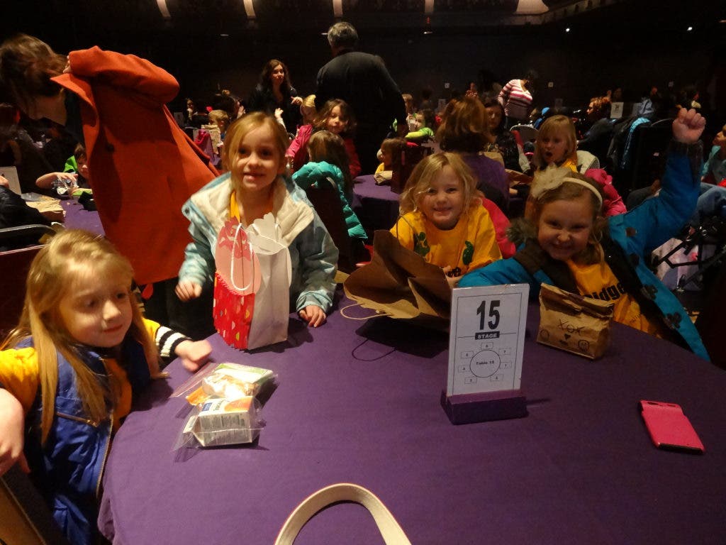 Ox Ridge Kindergartners Love the Classics, with Modern Twist | Darien ...