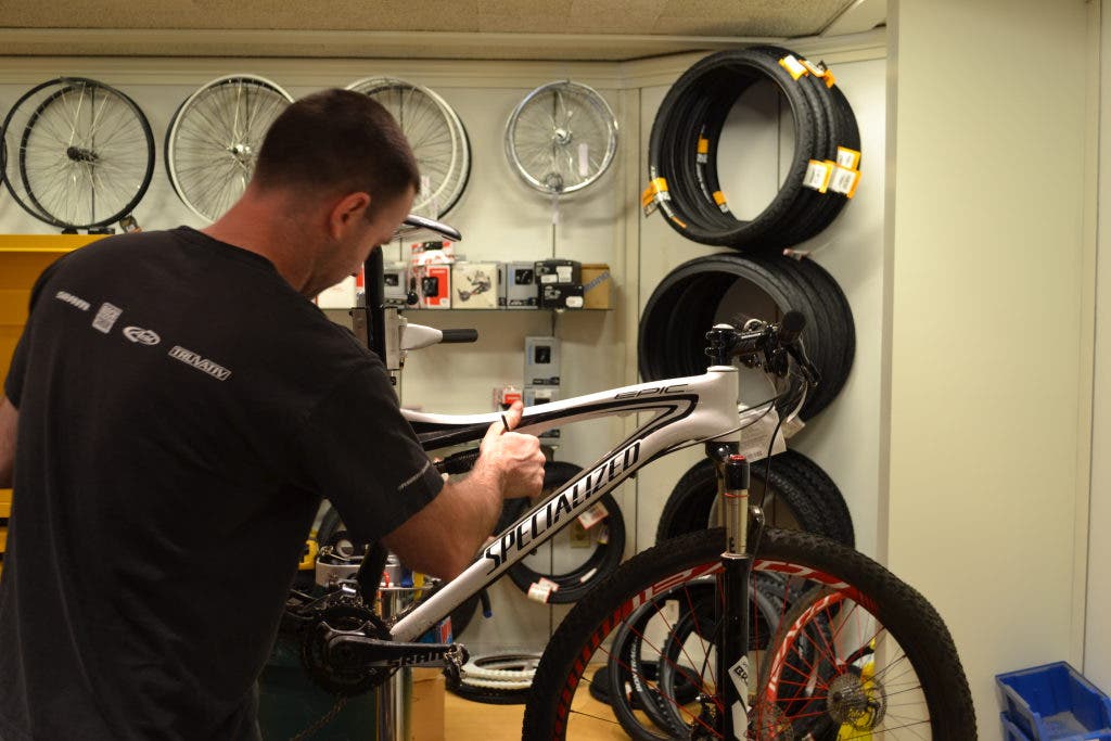 'Bikers Edge' Rides into Avon on Company's 40th Anniversary | Avon, CT ...