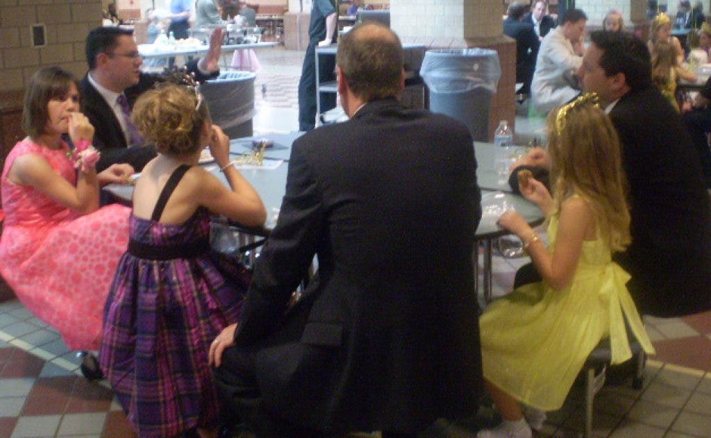 Daddy-Daughter Prom at Dakota Tops Out at 450 Guests | Macomb Township ...