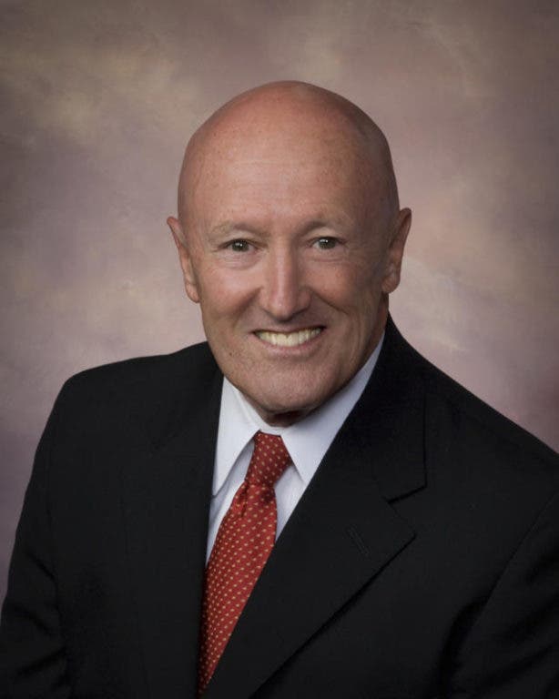 Mayor Explains Veto of Unanimous City Council Vote on Sunday Sales ...