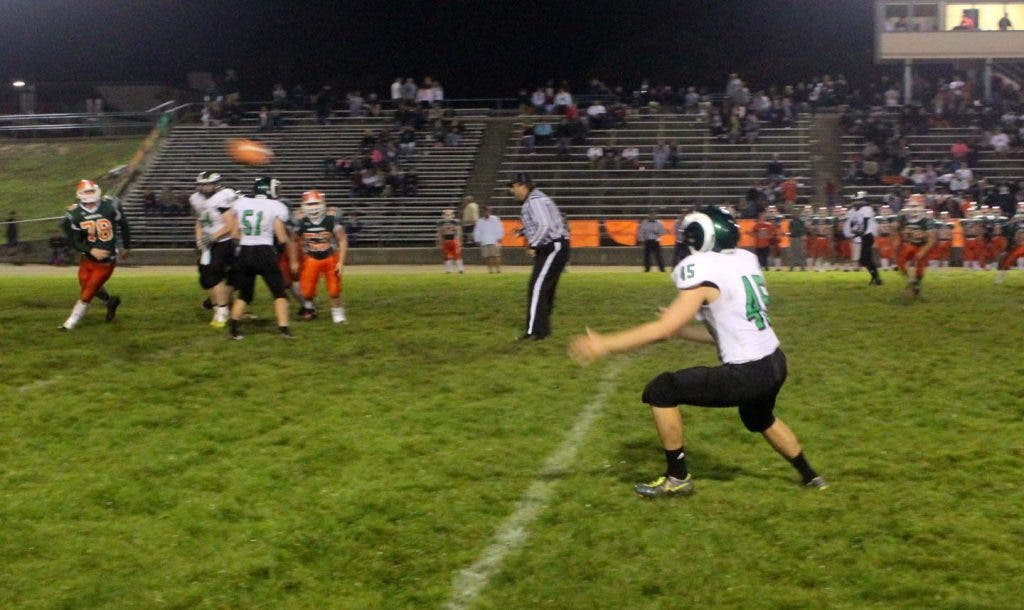 PHOTOS: Dixon High Rams Defeat Mesa Verde 39-7 | Dixon, CA Patch