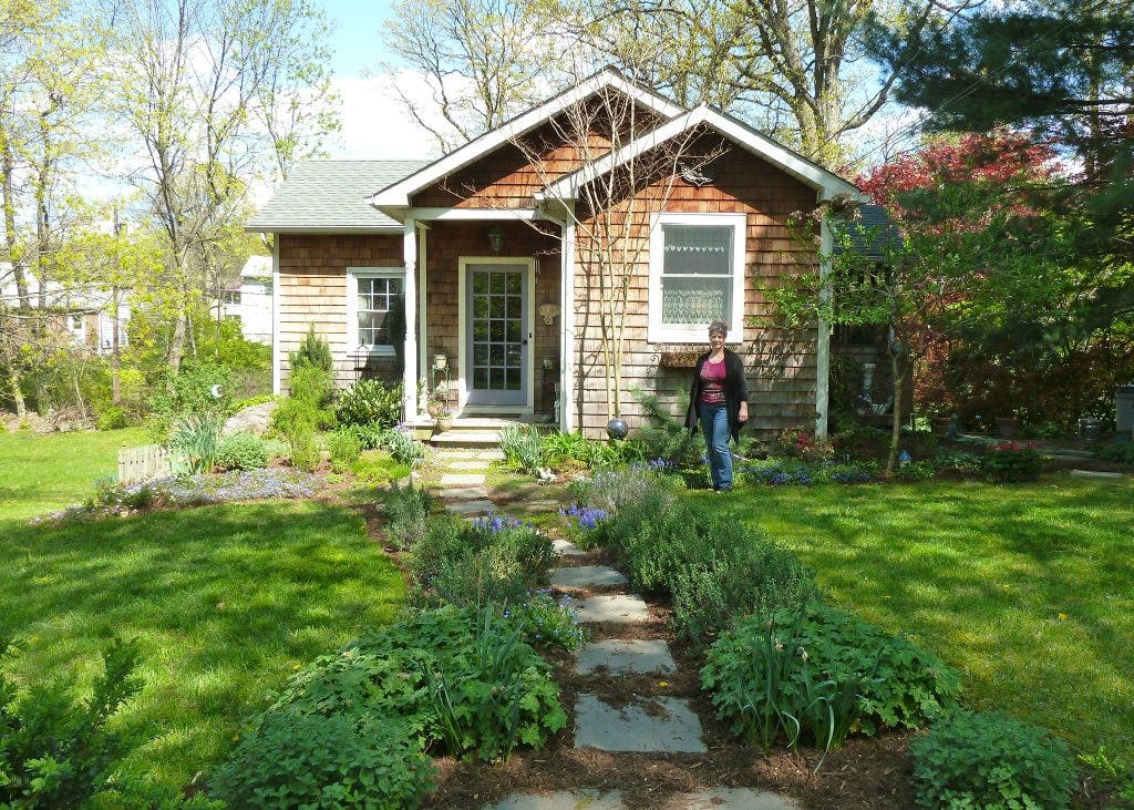 Catonsville Home Makeover: Charming Cottage Once Home to Horses ...