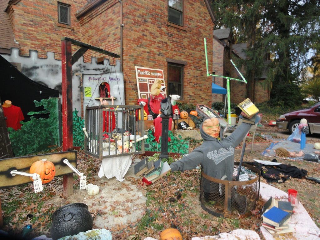 U City Couple Create Halloween Haunted House | University City, MO Patch