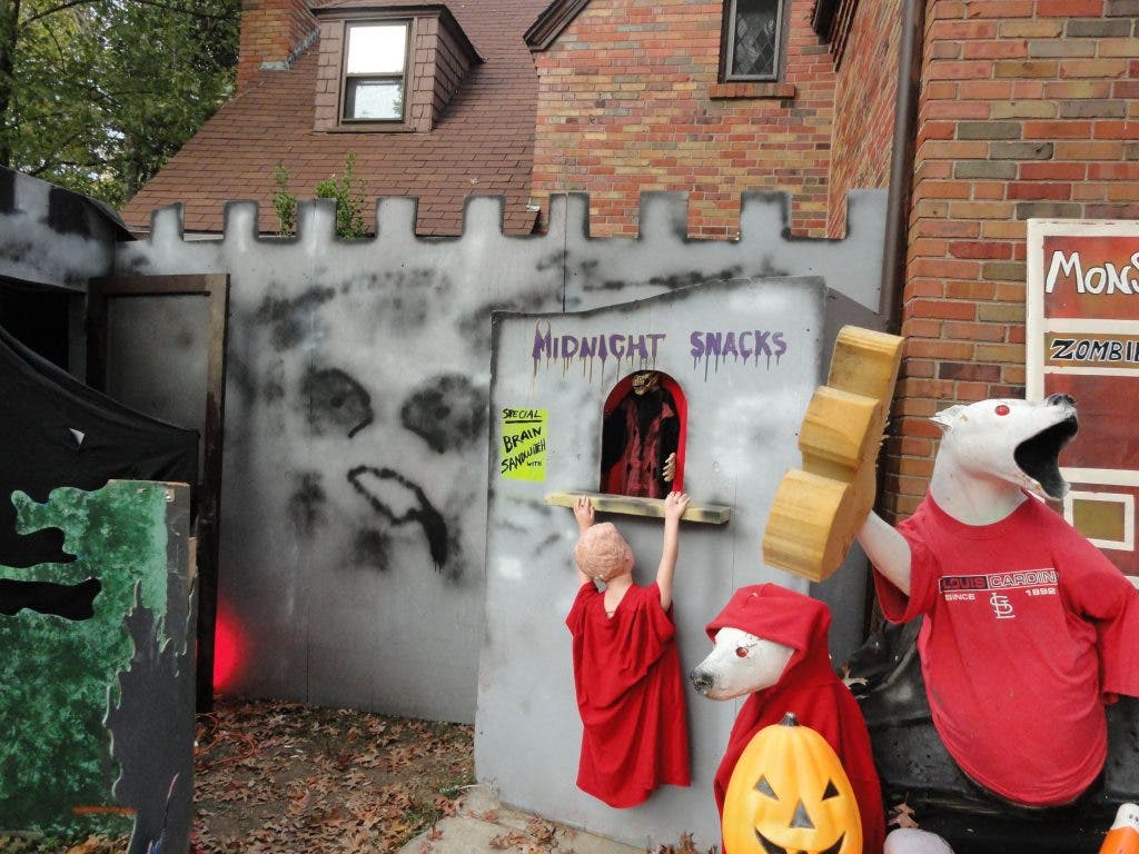 U City Couple Create Halloween Haunted House | University City, MO Patch