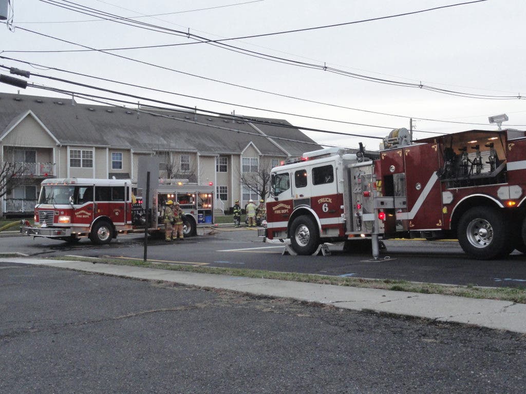 Woodbridge Auto Body Fire Closes Off Rahway Ave. | Woodbridge, NJ Patch