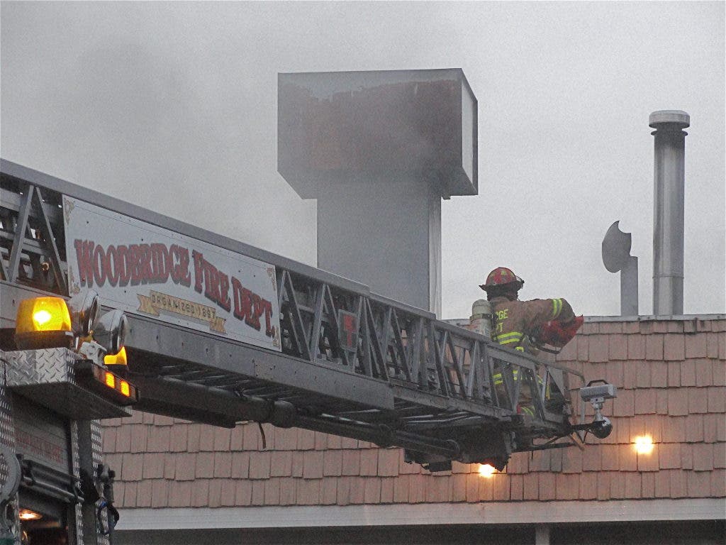 Woodbridge Auto Body Fire Closes Off Rahway Ave. | Woodbridge, NJ Patch