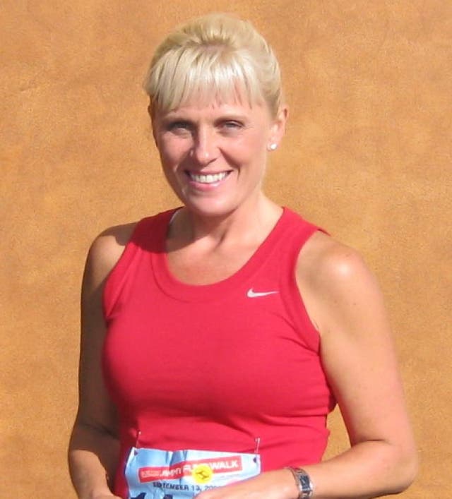 Stoughton's Lisa Andrews Running 2012 Boston Marathon for Cancer ...