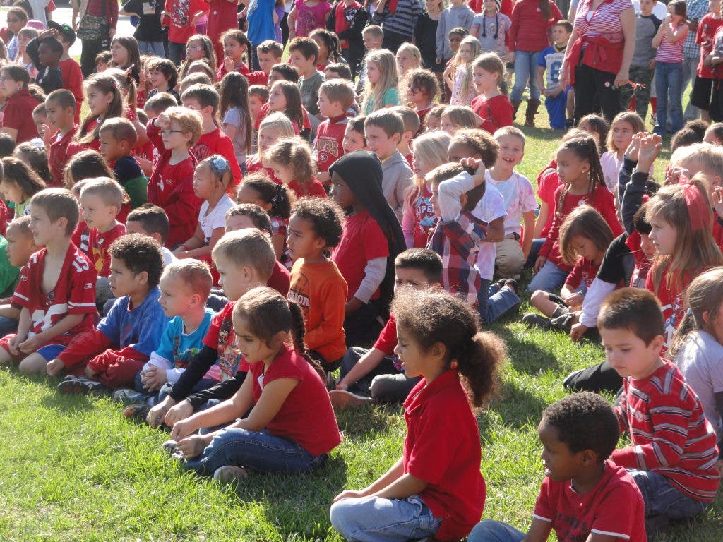Kelly Elementary Celebrates Red Ribbon Week | Fair Oaks, CA Patch
