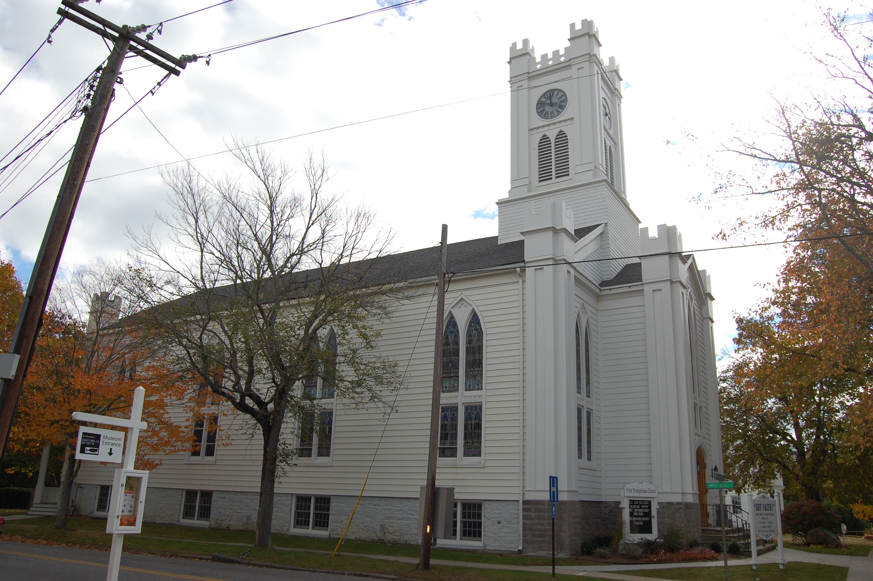 Week in Review: Stealth Church Cell Tower Proposed; Long Island ...