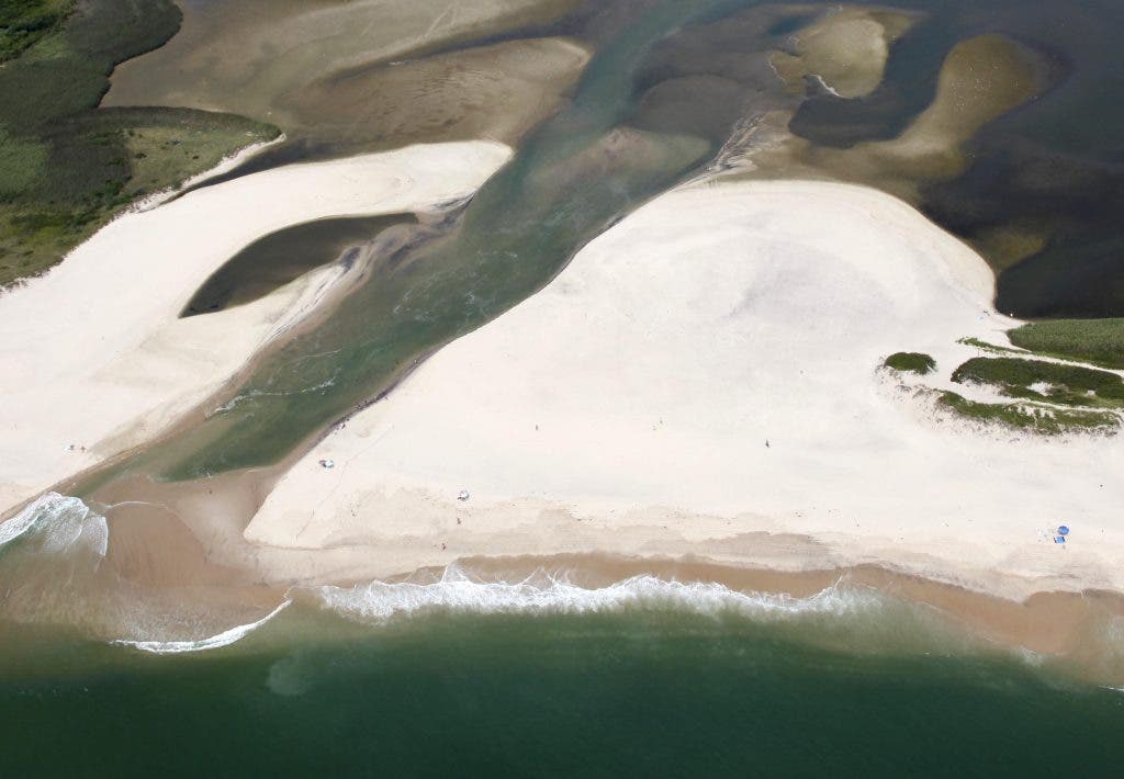 Sagg Pond 'Cut' [AERIAL PHOTOS] | Southampton, NY Patch