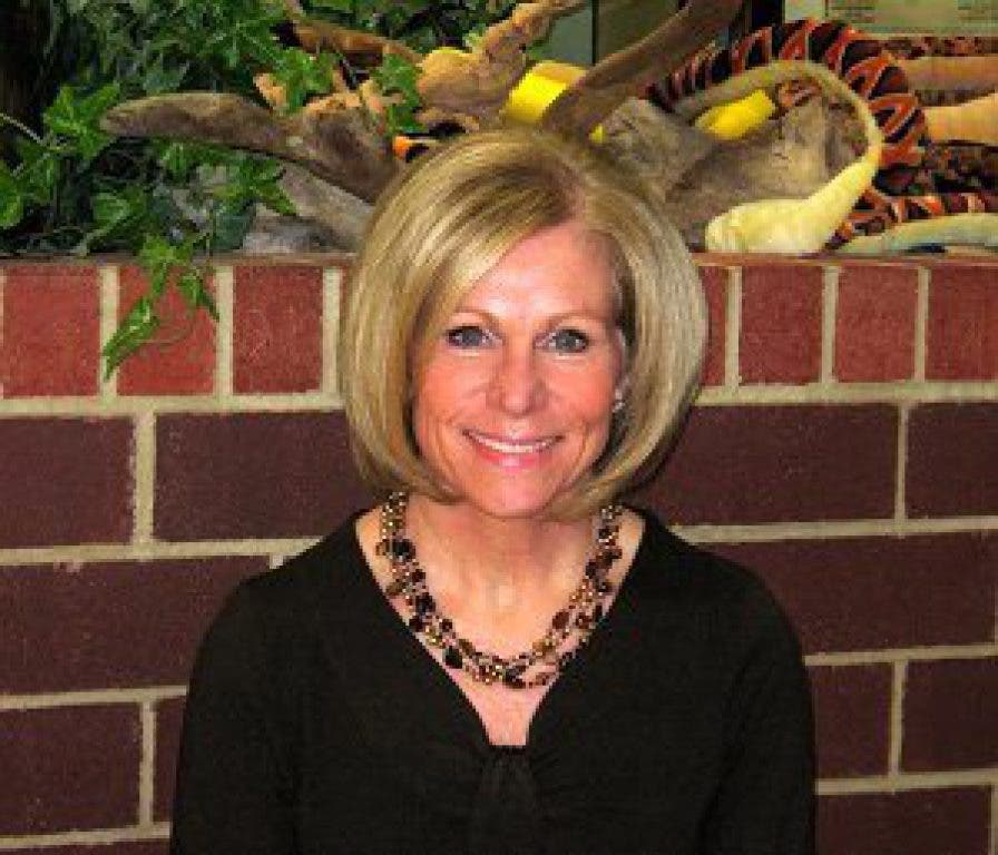 Evergreen Mill Elementary Principal Laurie McDonald Passes Away ...