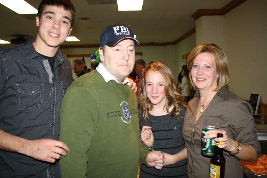 Naperville Comes out to Support Stech Family | Woodridge, IL Patch