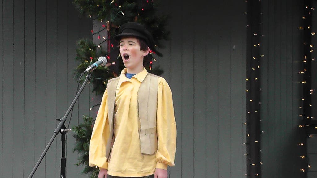 Oliver! Brings Dance, Song and Gruel to Lincoln-Way Area | Frankfort ...