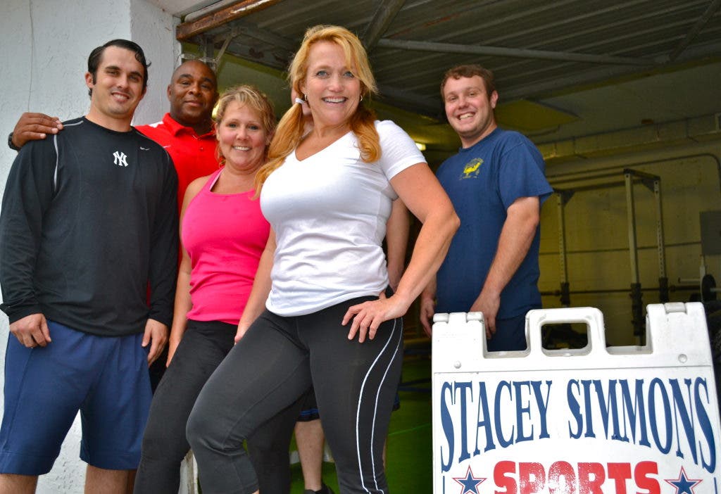 Former Gator Stacey Simmons Tackles New Opponent: Diabetes | Largo, FL ...