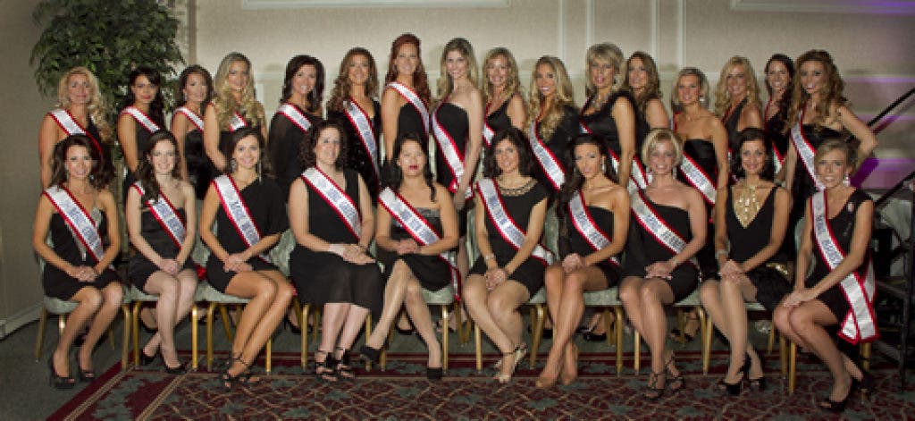 Ellington Native Participates in Mrs. Connecticut America Pageant ...