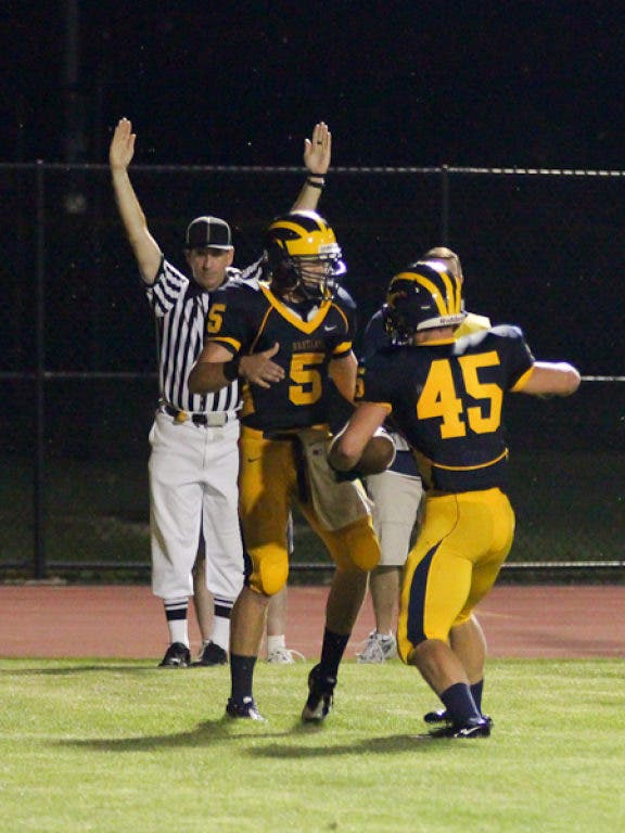 (WITH PHOTO GALLERY, VIDEO) Hartland Football Wins Home Opener ...