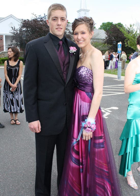 'A Sunset of Dreams' as Tolland High School Celebrates Prom 2011 ...