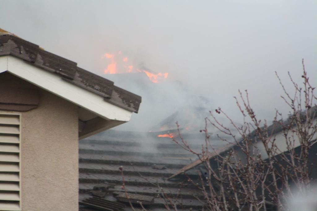 UPDATE: Fire Destroys Lake Elsinore Home Near SR 74 | Lake Elsinore, CA ...