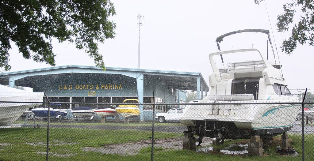 Official: Lightning Strike Cause Of Boat Fire In Tullytown | Levittown ...