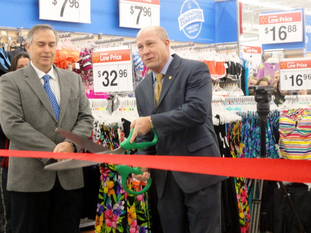 Greendale Walmart Celebrates Opening | Greendale, WI Patch