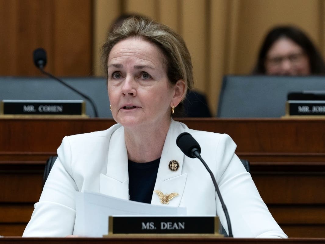 U.S. Congress 4th District Preview: Madeleine Dean Vs. David Winkler ...