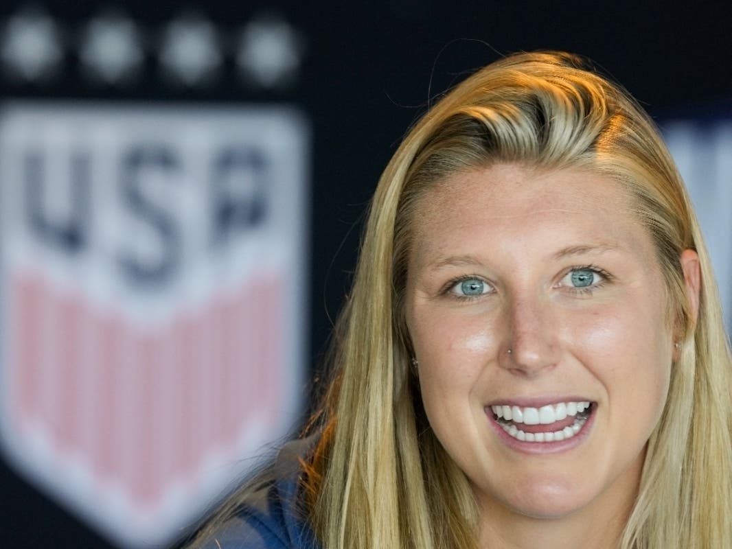 Bridgewater's Casey Murphy, US Women's Soccer Team Win Olympic Gold ...