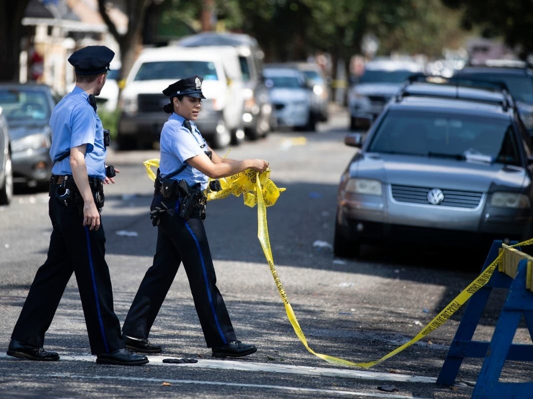 Attempted Murder Charges Coming In Philly Cop Shooting: DA ...