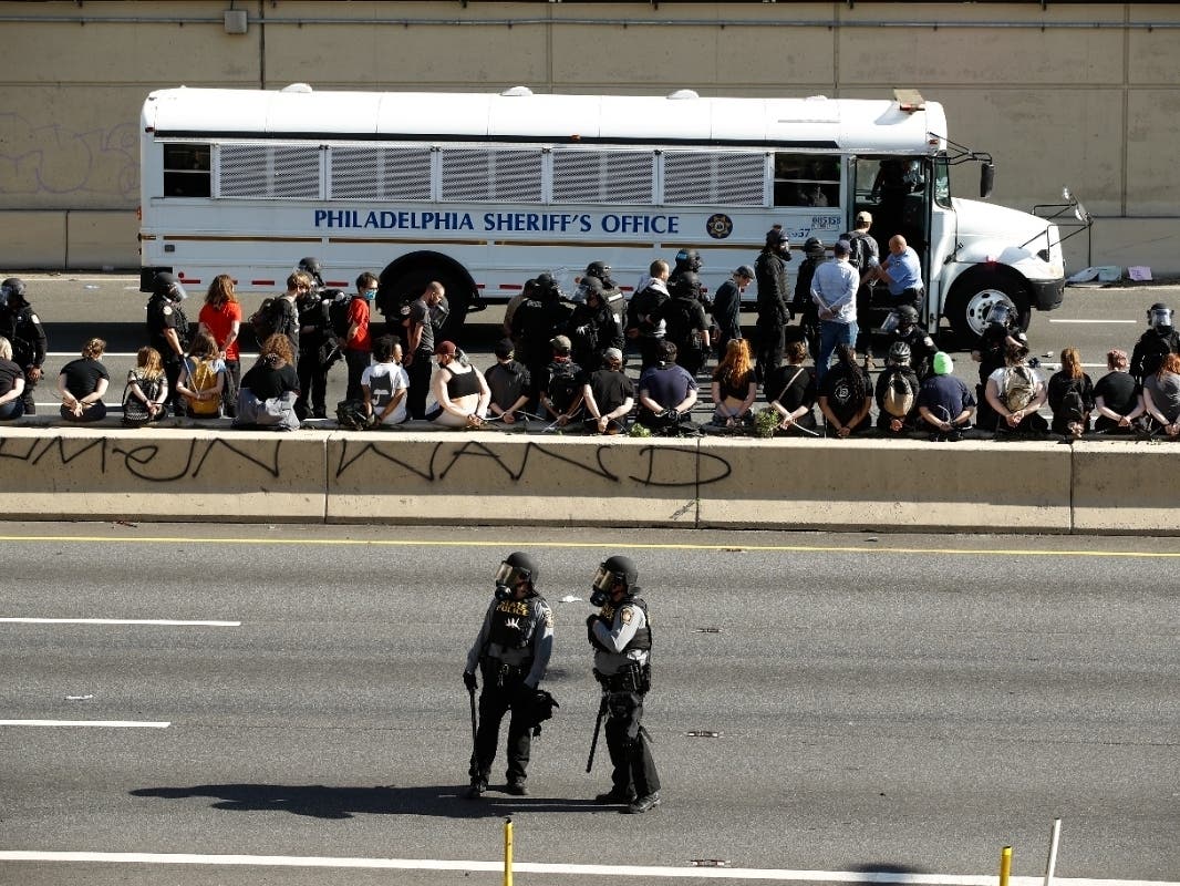 Mistrial For Ex-Philly Cop Who Pepper Sprayed BLM Protesters In 2020 ...