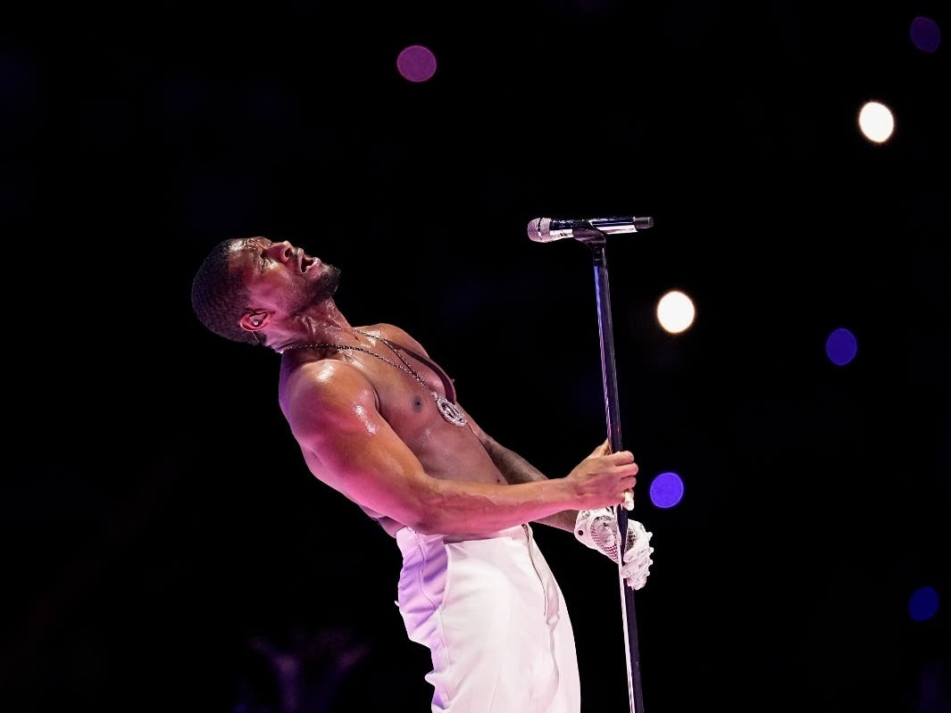 Review: Usher Shines At Star-Studded 2024 Super Bowl Halftime Show ...