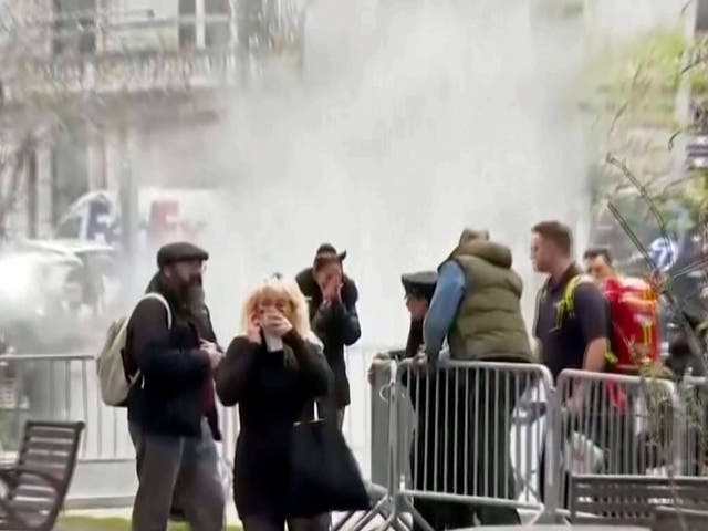 Live Video Of Man Who Set Self On Fire Proves Challenge For News Orgs ...