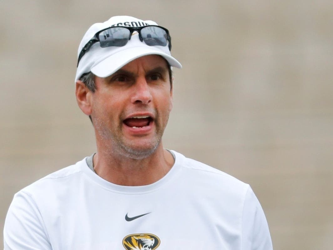 Former Tennessee Coach Derek Dooley Announces 2026 Senate Bid In ...