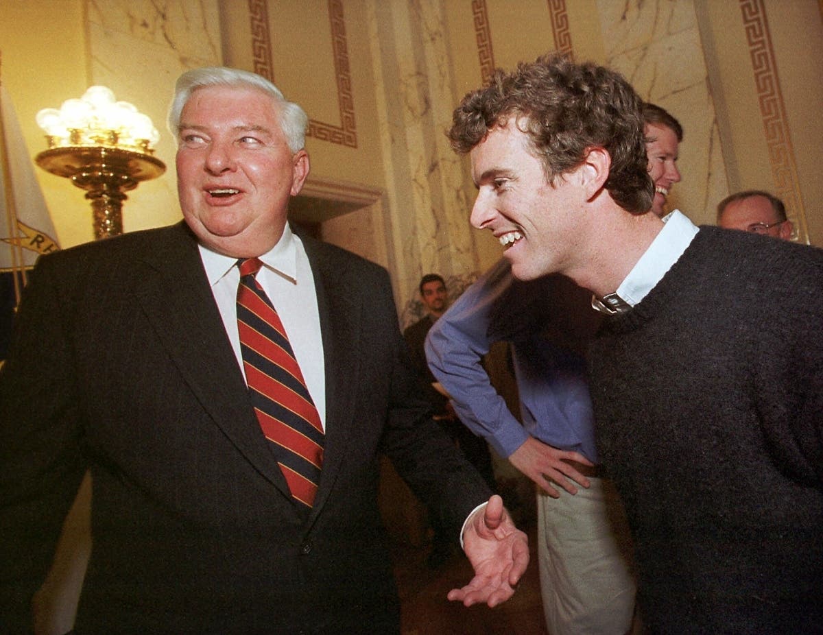 Former RI Gov. Lincoln Almond, 86, Dies | Cranston, RI Patch