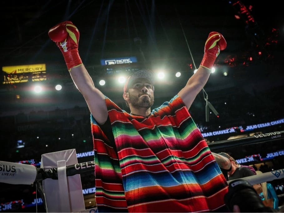 Boxer Tied To 'El Chapo' Deported From US After ICE Arrest | Los ...