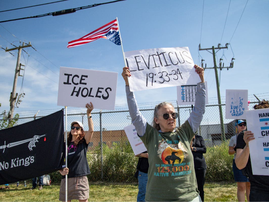 ICE Protesters Tear Gassed, Congressional Candidate Thrown To Ground ...