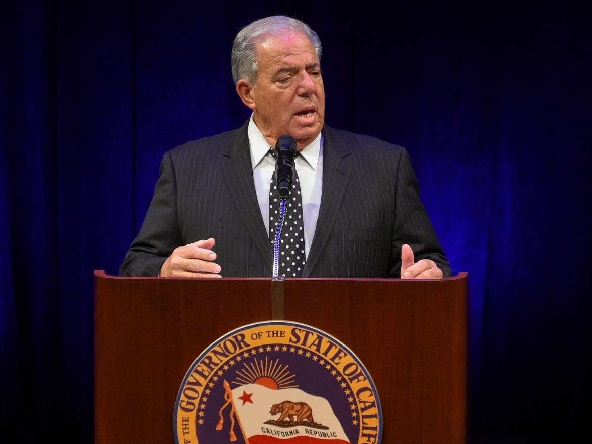 Former Long Beach Mayor Known For Leading City Through Great Recession ...
