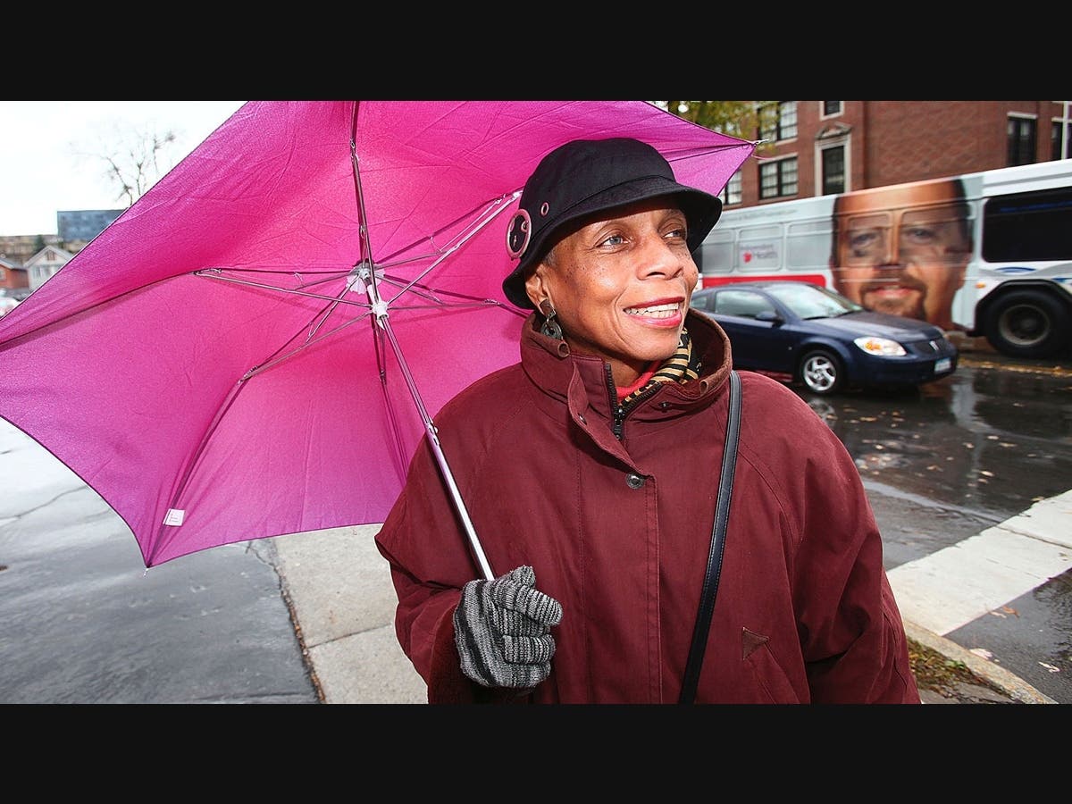 Buffalo Shooting Victims Include Heroic Security Guard, Local Deacon ...