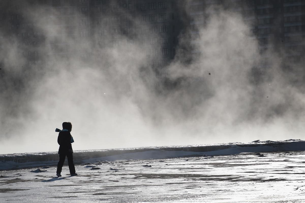 Hilarious Memes Depict How Cold Illinois Residents Feel Right Now ...