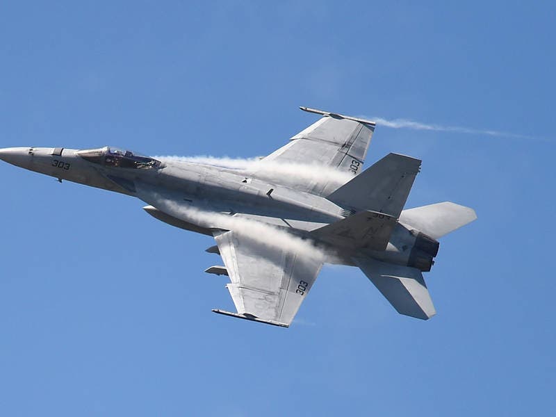 F-18 Fighter Jet Makes Emergency Landing Near St. Louis | St. Louis, MO ...