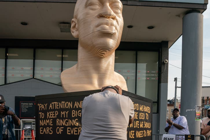 SEE: 11-Foot George Floyd Statue Unveiled In Brooklyn | Prospect ...