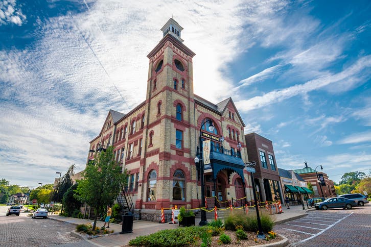 15 Illinois Landmarks Everyone Should See At Least Once: Photos ...