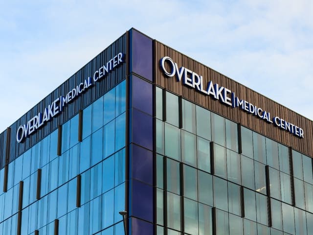 Overlake Unveils 'Unprecedented' Raises For Nurses | Bellevue, WA Patch