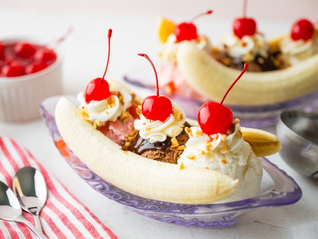 Aurora Ice Cream Parlor Plans Giveaway For National Banana Split Day ...